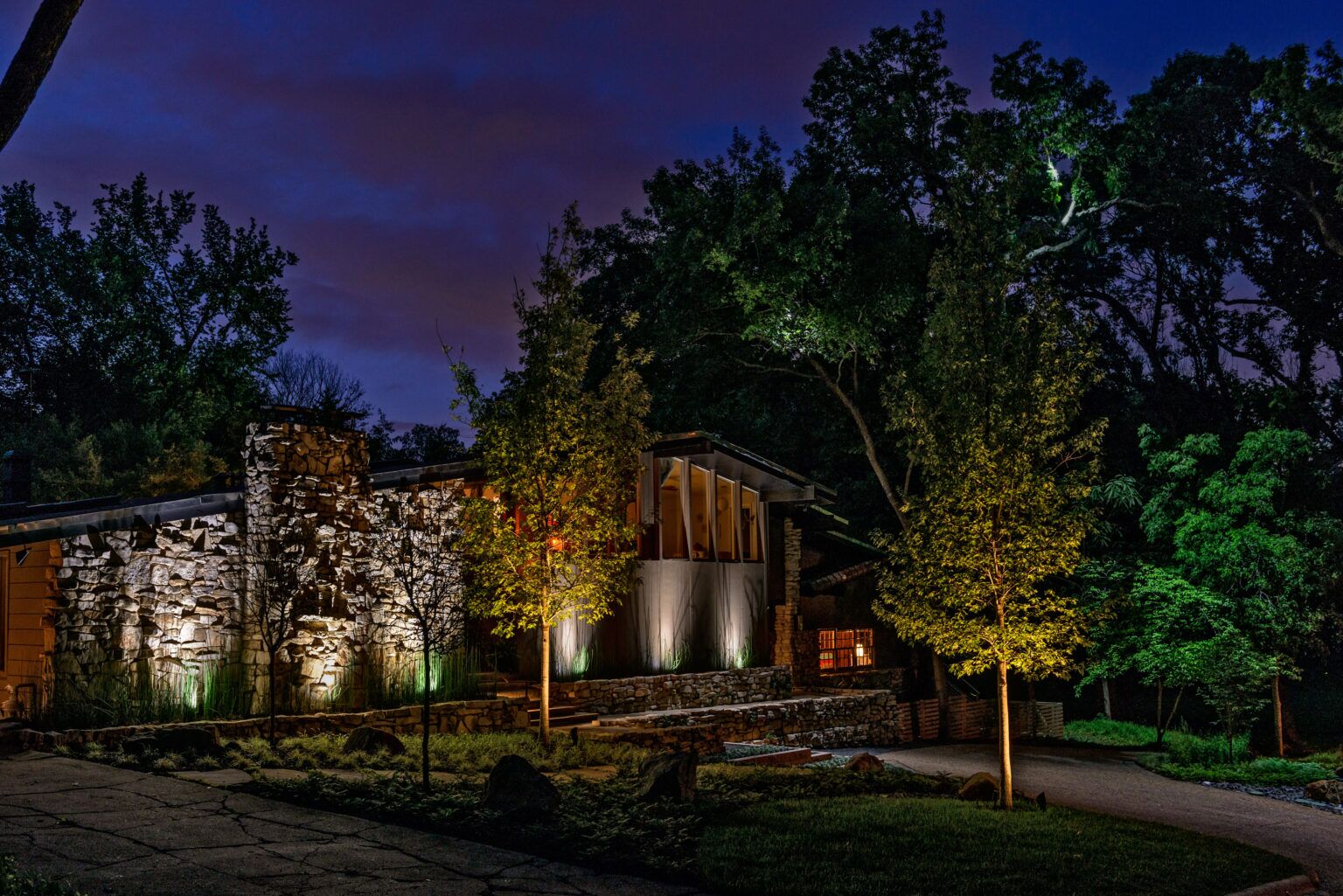 Top 9 Emerging DFW Landscaping Trends for 2026 - Southern Botanical